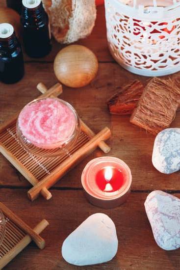 600 Aromatherapy Recipes For Beauty Health & Home | Deep Aromatherapy